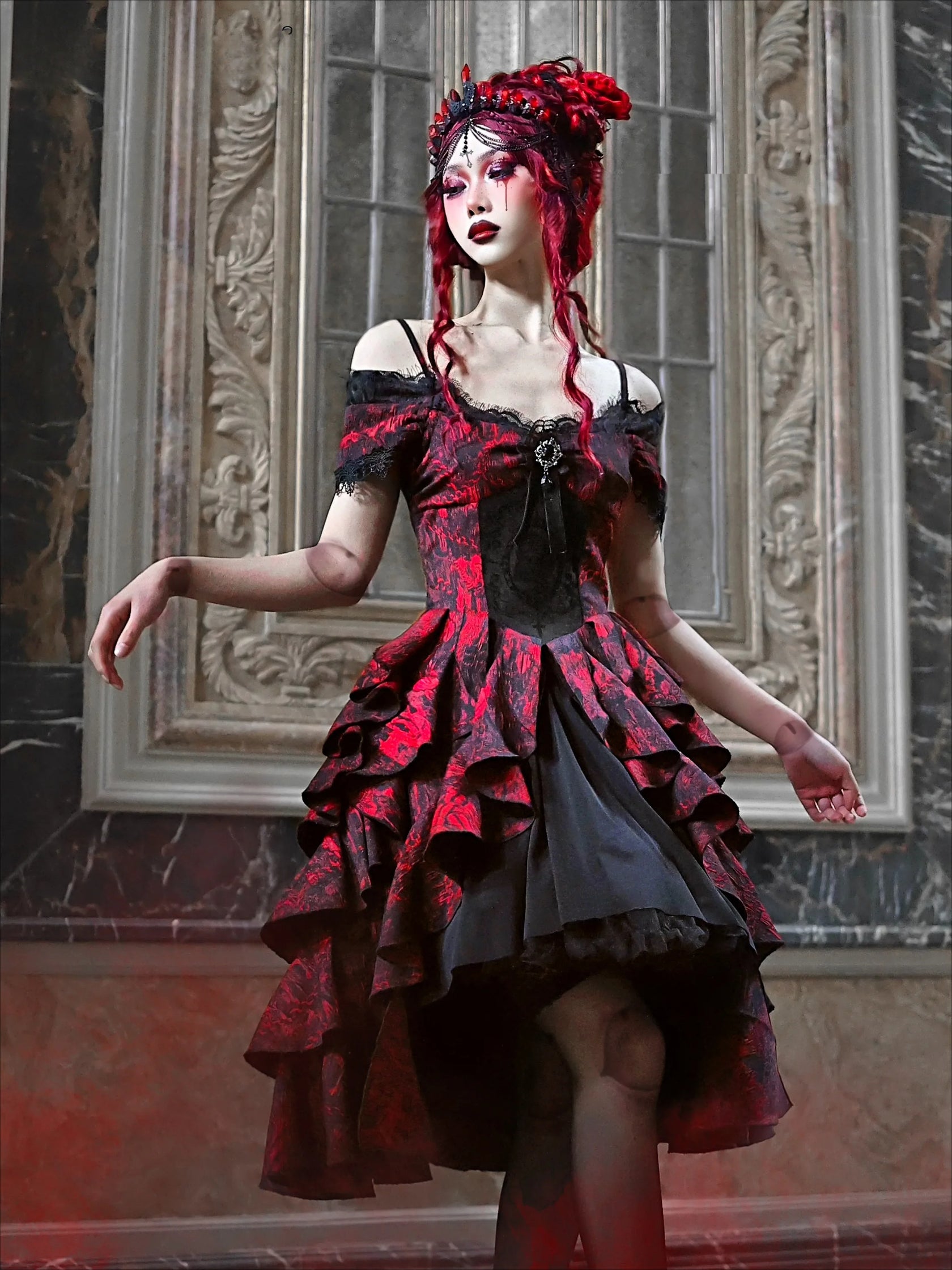 Japanese Gothic Style Red Black Halloween Off-Shoulder Court Wave Aut ...
